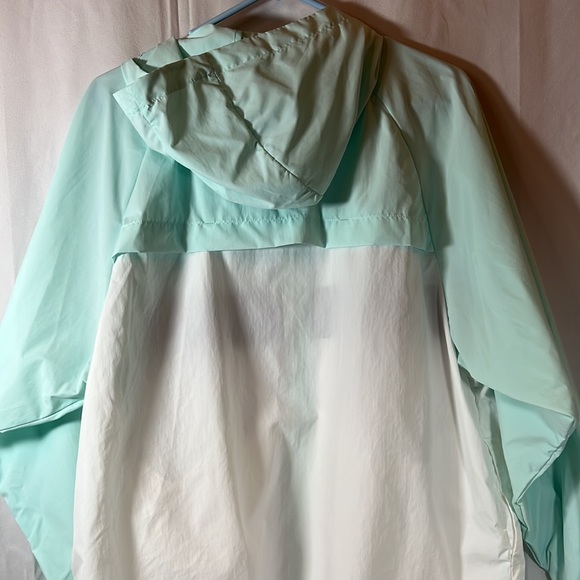 Puma | Jackets & Coats | Puma Lightweight Windbreaker Jacket Hood Full ...